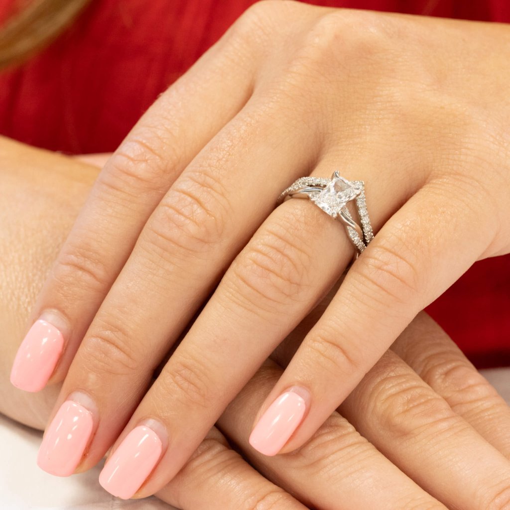 1.00ct Tamara Radiant Cut Diamond Twisted Shoulders Platinum Engagement ...